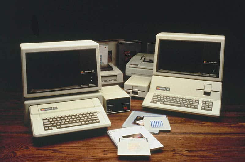 Apple III › Mac History